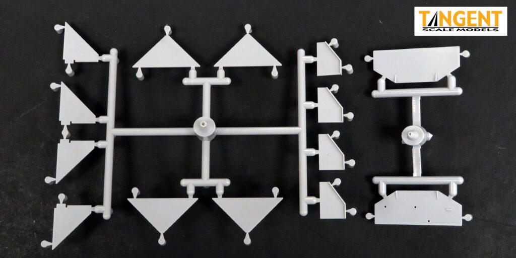 PS4427 High Side Covered Hopper - Slope Sheets and other Underframe ...