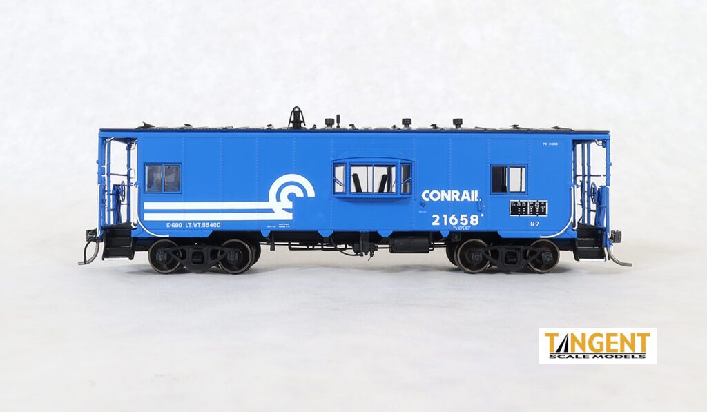 Conrail (CR) N7 Blue Repaint 1977+ DSI/SLCC Bay Window Caboose ...