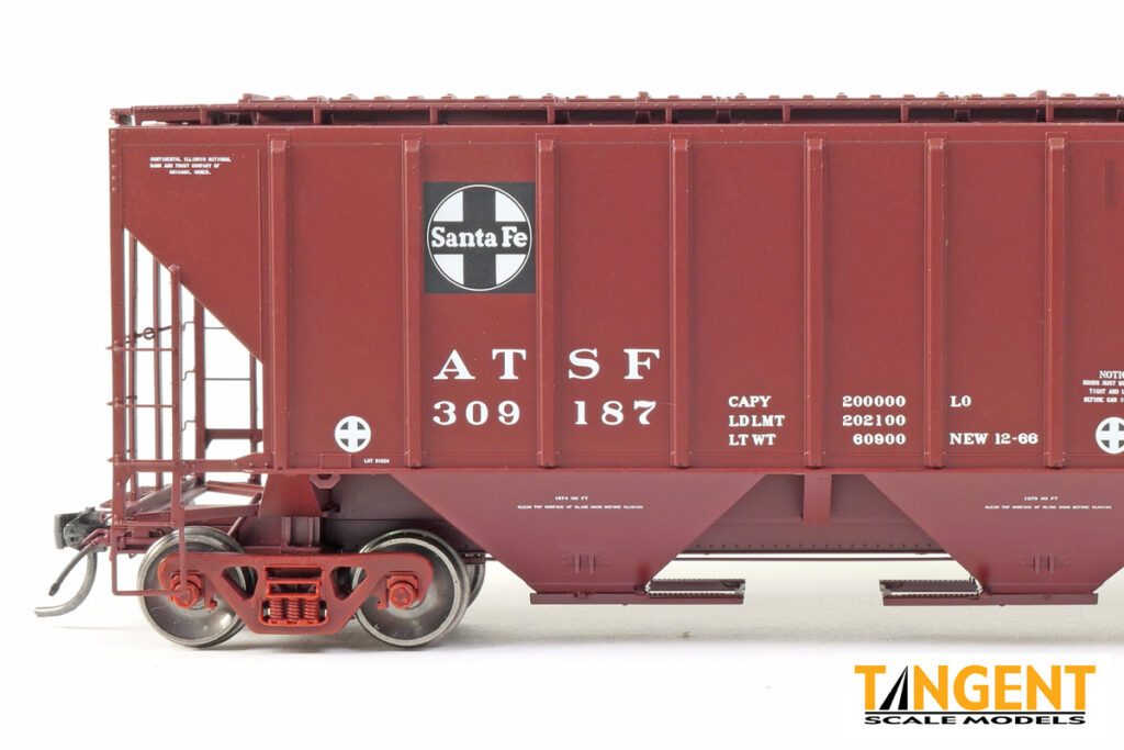Atchison, Topeka and Santa Fe (ATSF) "Delivery 12-1966" PS4427 "High Side" Covered Hopper ...
