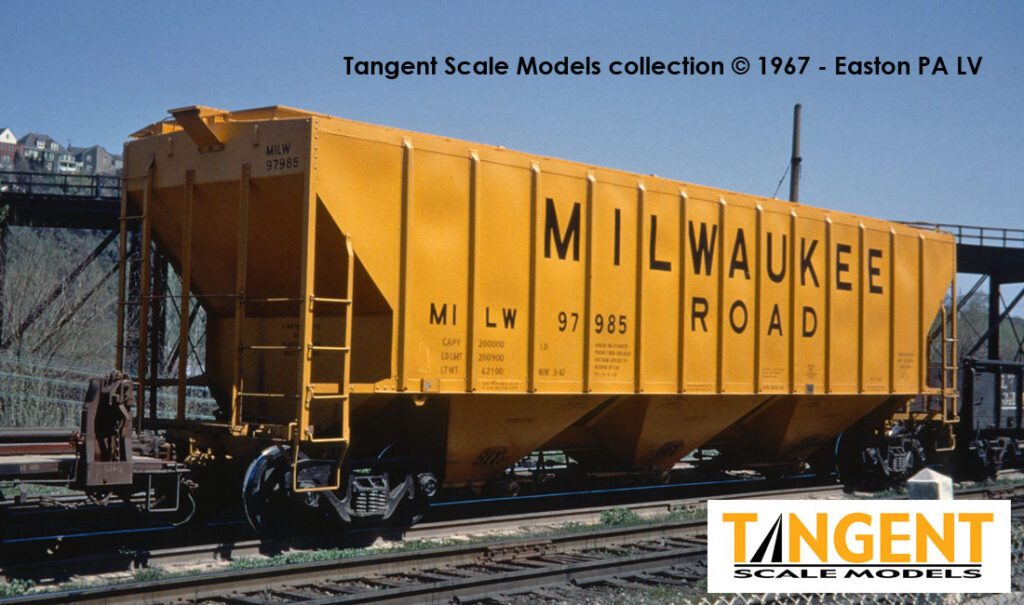 Milwaukee "Delivery 3-1967" PS4427 "High Side" Covered Hopper - Tangent ...