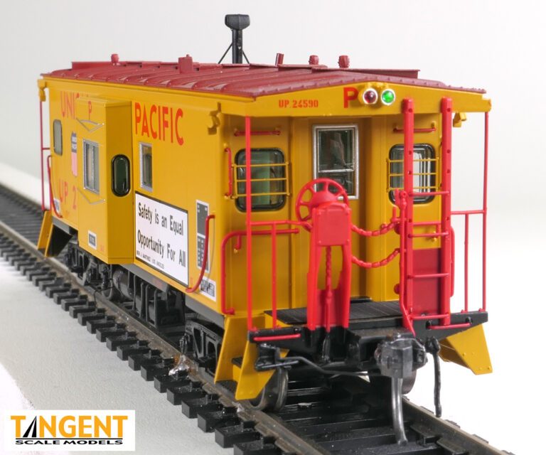 Union Pacific (UP) 1981+ "We Work for You" w/ Red-Green Lights ICC Rock ...