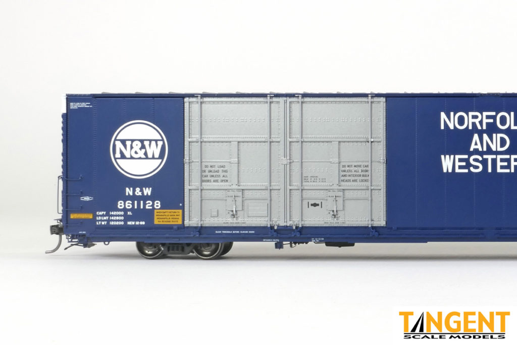 Norfolk & Western (N&W) "Delivery 12-1969 Blue" Greenville 86' Quad Plug Door Box Car - Tangent ...